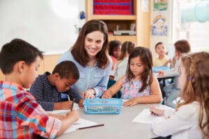 How to Become an Education Assistant